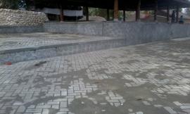 paving Blok di Taman kayu apak